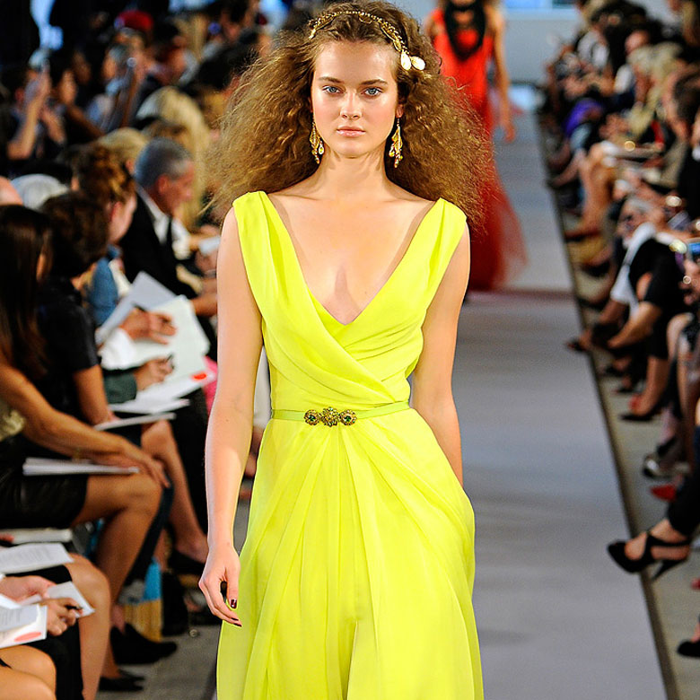 Màu huỳnh quang neon: Lịch sử trong thời trang và cách mặc đẹp