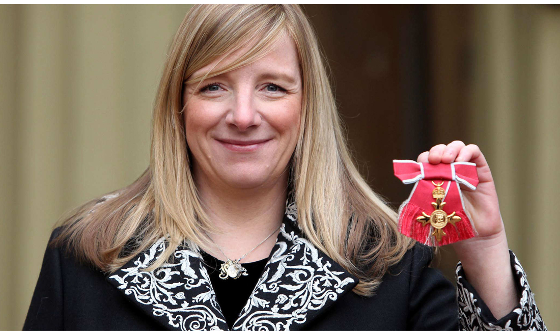 Sarah Burton | Harper's Bazaar Việt Nam